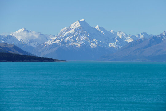 "Lake Pukaki" Images – Browse 1,975 Stock Photos, Vectors, and Video ...
