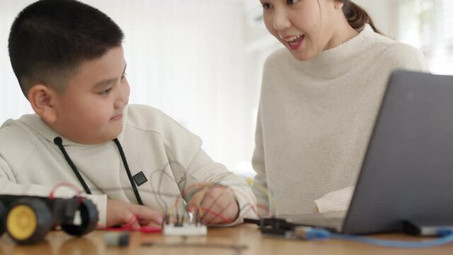 Arduino Project Images – Browse 2,065 Stock Photos, Vectors, and Video ...