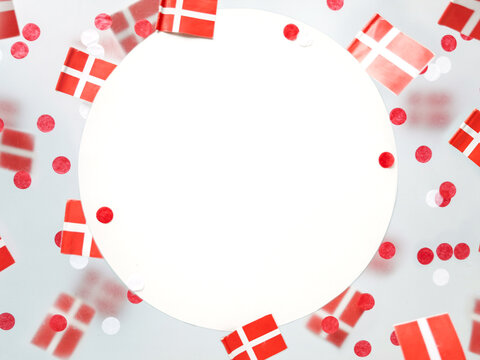 Dannebrog Billeder – Gennemse 1,599 stockfotos, vektorer og videoer ...