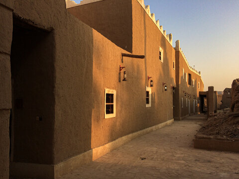 Saudi Arabia House Images – Browse 6,229 Stock Photos, Vectors, and ...
