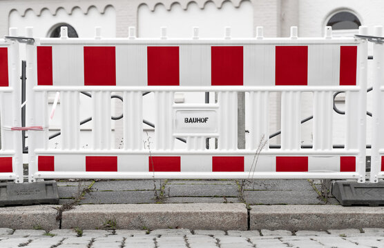 Absperrschild Bilder – Durchsuchen 93 Archivfotos, Vektorgrafiken und ...