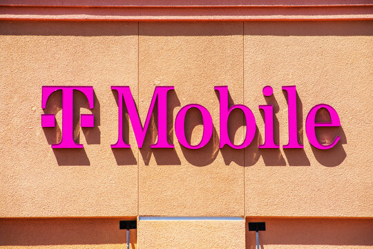 T-Mobile Images – Browse 5,615 Stock Photos, Vectors, and Video | Adobe ...