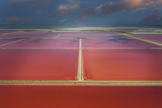 「Salin」の画像 - 6,525 件の Stock 写真、ベクターおよびビデオ | Adobe Stock