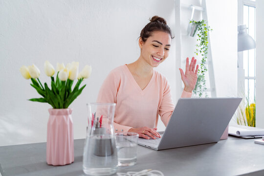 People Greeting Images – Browse 880,824 Stock Photos, Vectors, and ...
