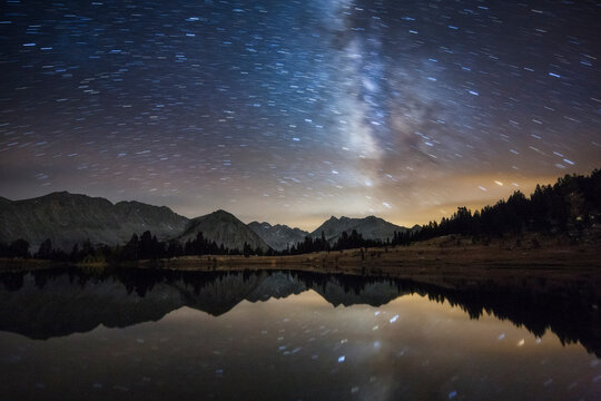 Imágenes de Noche: descubre bancos de fotos, ilustraciones, vectores y ...