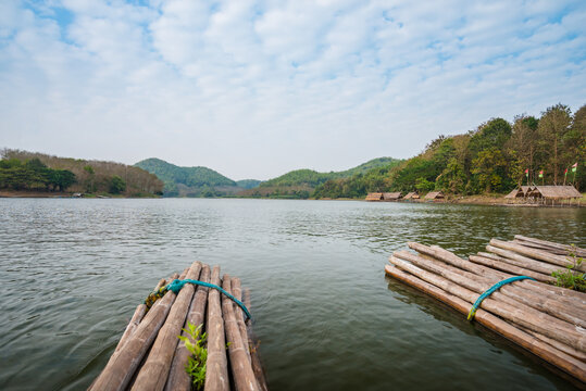 รูปภาพKrathing – เลือกดูภาพถ่ายสต็อก เวกเตอร์ และวิดีโอ175 | Adobe Stock