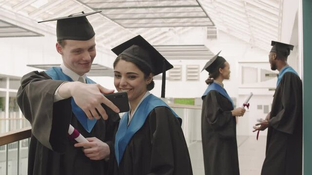 Grad Hats Images – Browse 59,502 Stock Photos, Vectors, and Video ...