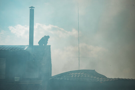 Suffocating Images – Browse 15,156 Stock Photos, Vectors, and Video ...