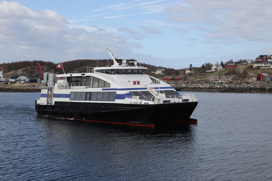 Ferje 이미지 – 찾아보기 81 스톡 사진, 벡터 및 비디오 | Adobe Stock