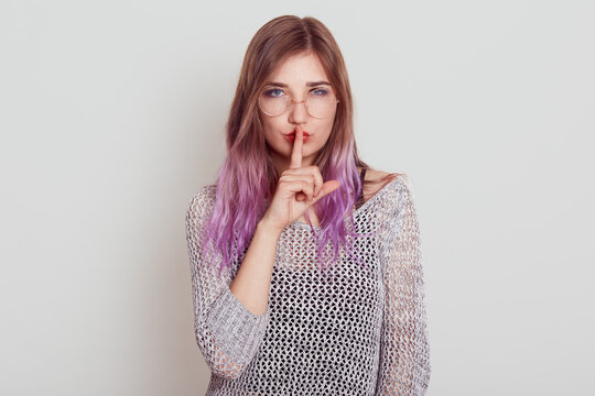 "Shh Sign" Bilder – Durchsuchen 473 Archivfotos, Vektorgrafiken und ...