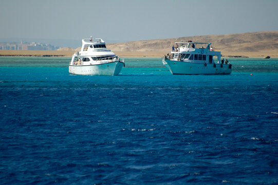 Egyptian Dive Boat Images – Browse 346 Stock Photos, Vectors, and Video ...