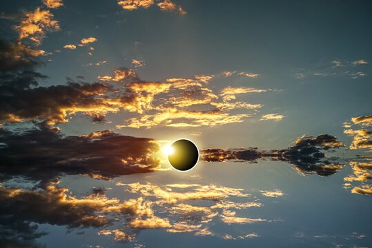 "Partial Eclipse" Images – Browse 835 Stock Photos, Vectors, and Video ...