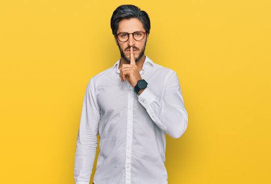 LAS 636,861 MEJORES IMÁGENES, FOTOS DE ARCHIVO Y VECTORES DE Callar ...