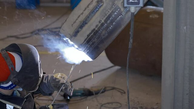 Welding Students Images – Browse 856 Stock Photos, Vectors, and Video ...