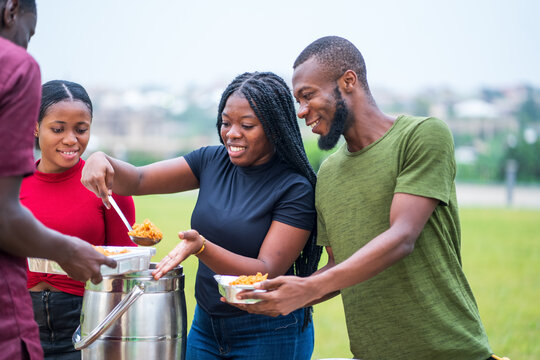 Black Family Picnic Images – Browse 5,167 Stock Photos, Vectors, and ...