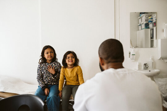 495,652 MELHORES IMAGENS, FOTOS E VETORES DE Conferir | Adobe Stock