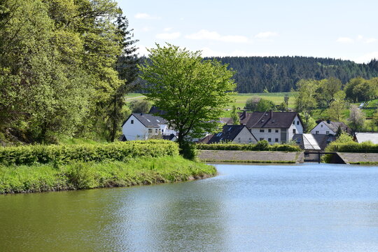 Stausse Bilder – Durchsuchen 40 Archivfotos, Vektorgrafiken und Videos ...