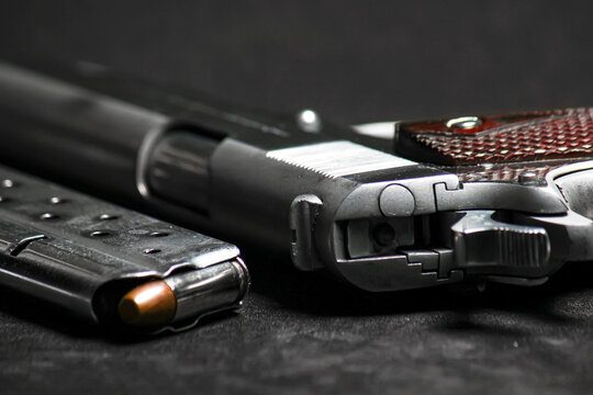 รูปภาพM1911 – เลือกดูภาพถ่ายสต็อก เวกเตอร์ และวิดีโอ478 | Adobe Stock