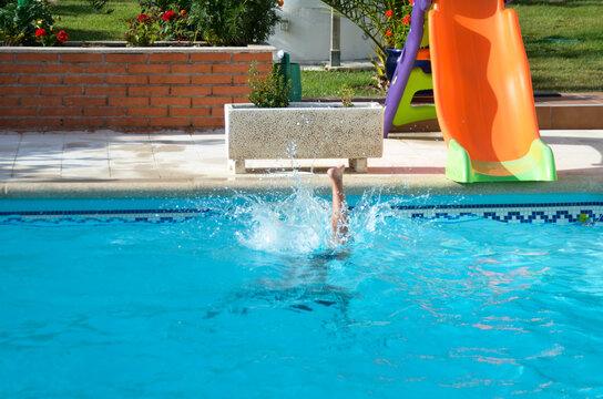 Tirarse Bilder – Durchsuchen 54 Archivfotos, Vektorgrafiken und Videos ...