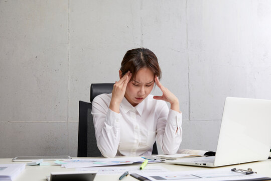 고민 이미지 – 찾아보기 757 스톡 사진, 벡터 및 비디오 | Adobe Stock