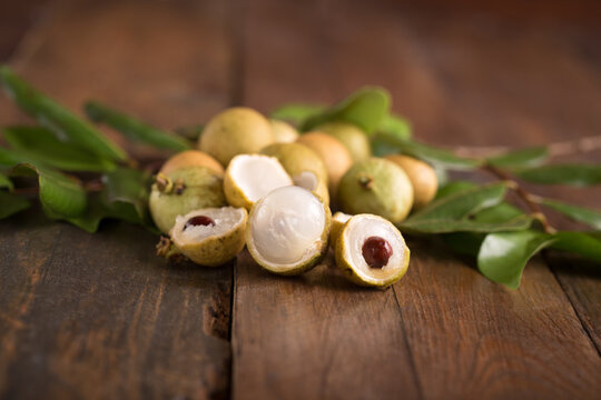 "Longan Fruit" Images – Parcourir 18,370 le catalogue de photos ...