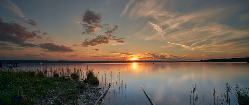 228,391 BEST Lakeshore IMAGES, STOCK PHOTOS & VECTORS | Adobe Stock