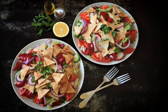 Fattouche Bilder – Durchsuchen 1,029 Archivfotos, Vektorgrafiken und ...