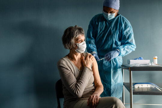 2,298,008 MEILLEURES Coronavirus IMAGES, PHOTOS ET ILLUSTRATIONS ...