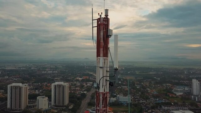 「Menara」の写真素材 | 2,854件の無料イラスト画像 | Adobe Stock