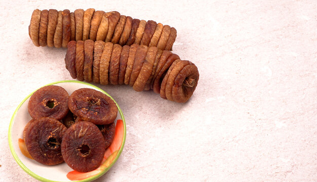 「Anjir」の画像 - 193 件の Stock 写真、ベクターおよびビデオ | Adobe Stock