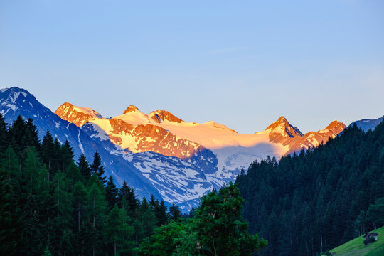 รูปภาพStubai – เลือกดูภาพถ่ายสต็อก เวกเตอร์ และวิดีโอ4,753 | Adobe Stock