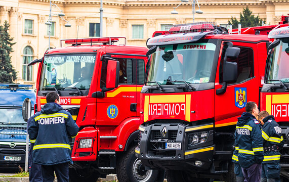 DIE 763 BESTEN BILDER, STOCK-FOTOS UND -VEKTORGRAFIKEN ZU „Pompieri ...