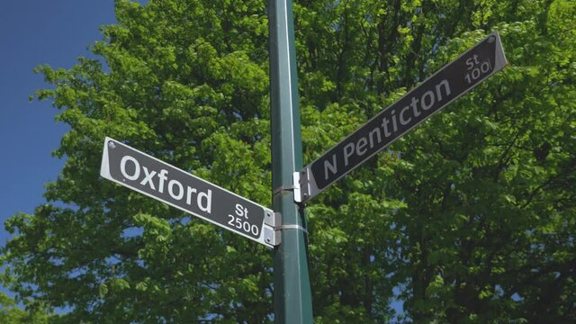 Street Signpost Images – Browse 424,793 Stock Photos, Vectors, and ...