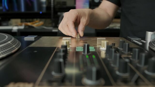 "Dj Scratch" Images – Browse 406 Stock Photos, Vectors, and Video ...