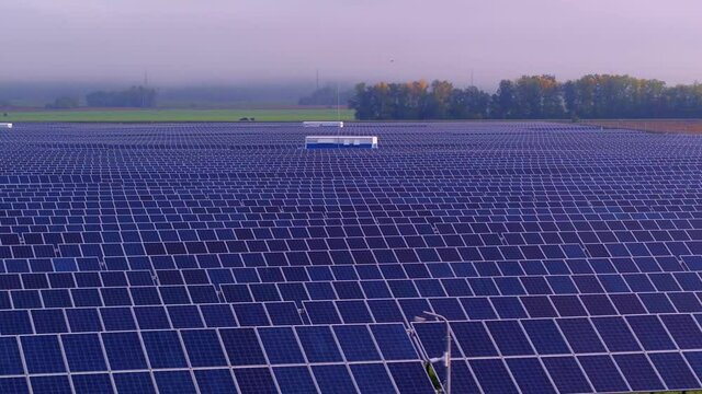 Small Solar Farm Images – Browse 1,325 Stock Photos, Vectors, and Video ...