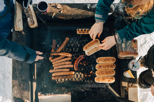 Grillar bilder – Bläddra bland 19 stockfoton, vektorer och videor ...