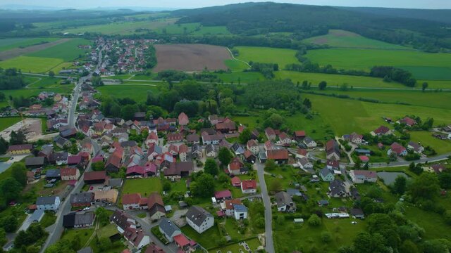 Schnabelwaid Bilder – Durchsuchen 23 Archivfotos, Vektorgrafiken und ...