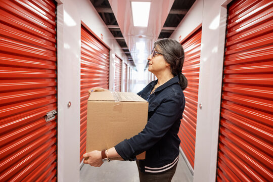 Relocating bilder – Bläddra bland 1,303,014 stockfoton, vektorer och ...