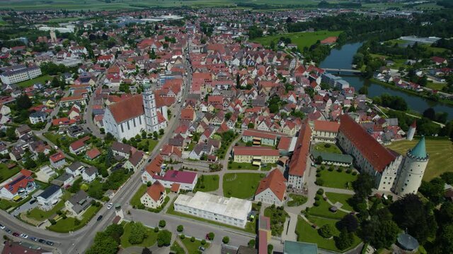 รูปภาพLauingen – เลือกดูภาพถ่ายสต็อก เวกเตอร์ และวิดีโอ123 | Adobe Stock