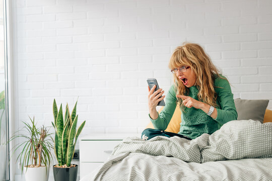 10,410 BESTE Handykonsum BILDER, STOCK-FOTOS & -VEKTORGRAFIKEN | Adobe ...