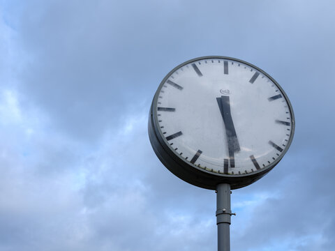 Klok Images – Browse 347 Stock Photos, Vectors, and Video | Adobe Stock