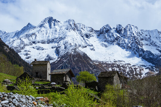 Imágenes de "Val Codera": descubre bancos de fotos, ilustraciones ...