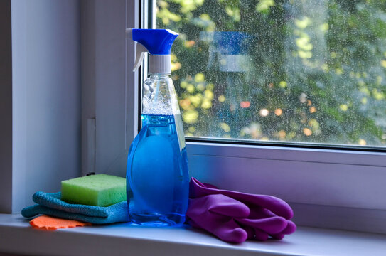 "Window Washing" Images – Browse 1,792 Stock Photos, Vectors, and Video ...