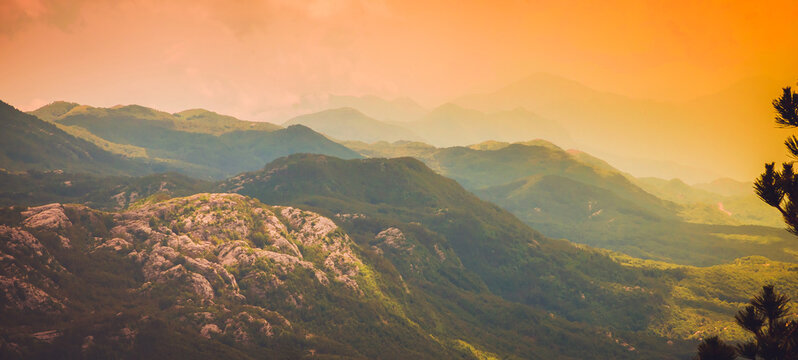 Stirovnik-Bilder: Stock-Fotos & -Videos. | Adobe Stock