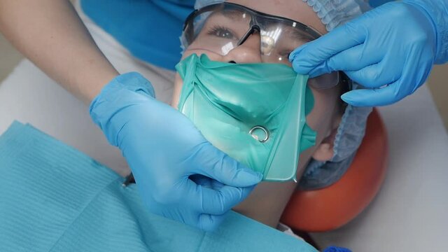 Kofferdam bilder – Bläddra bland 1,083 stockfoton, vektorer och videor ...