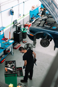 Auto Repair Shop Owner Images – Browse 8,399 Stock Photos, Vectors, and ...