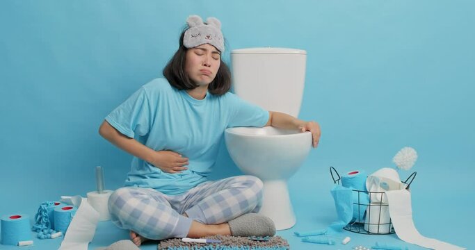 Throwing Up Images – Browse 194,708 Stock Photos, Vectors, and Video ...