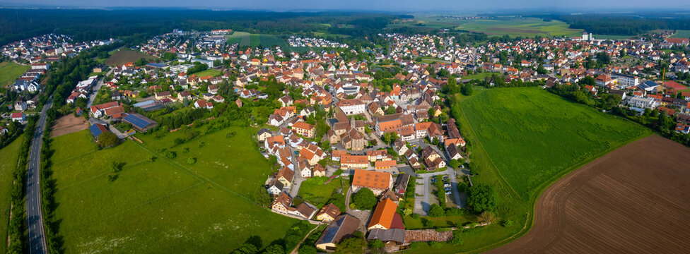 Heilsbronn-Bilder: Stock-Fotos & -Videos. | Adobe Stock