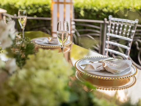 「Sumptuously」の画像 - 400 件の Stock 写真、ベクターおよびビデオ | Adobe Stock