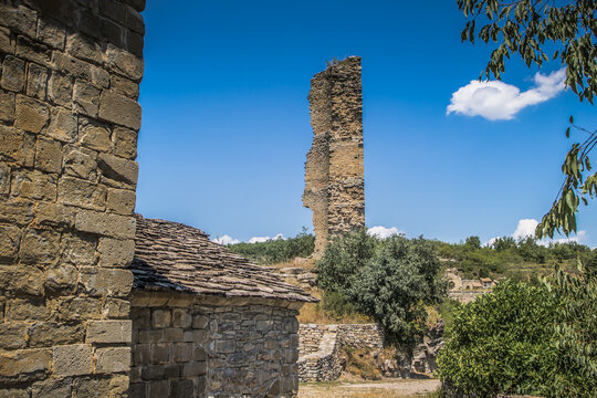 Turmruine bilder – Bläddra bland 303 stockfoton, vektorer och videor ...